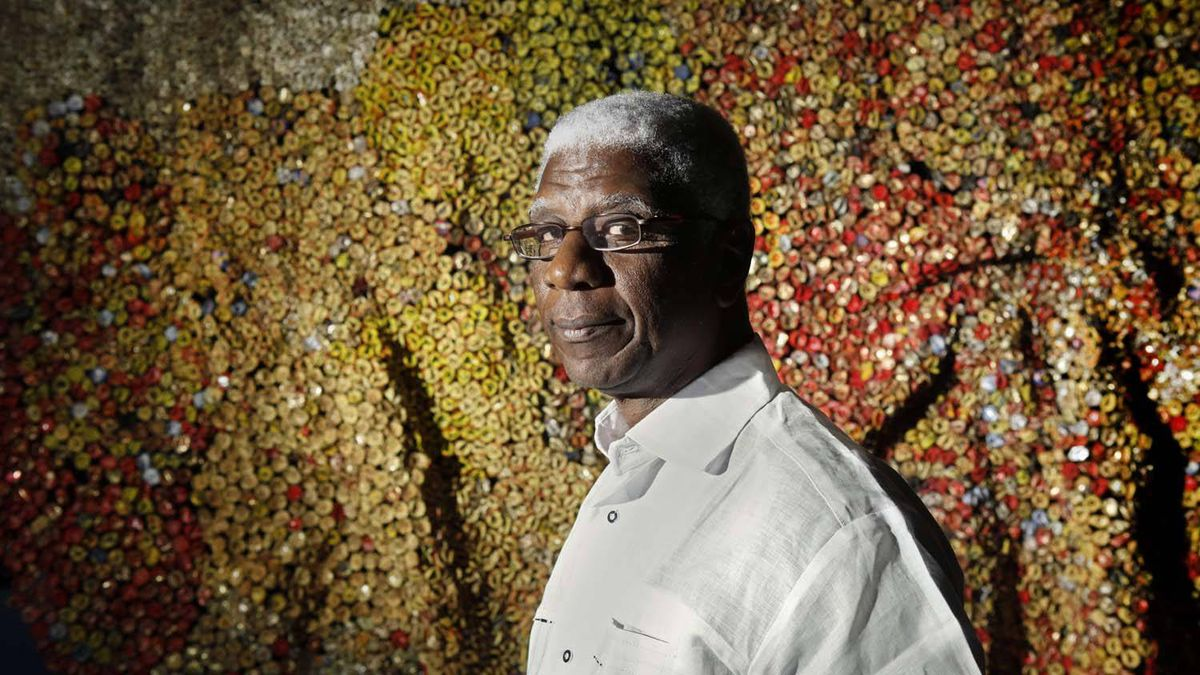 Artist to Know: El Anatsui - Auction Daily