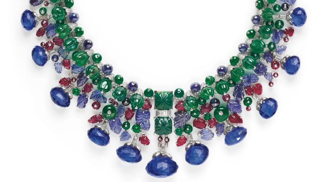 In the Intimacy of the Cartier Collection and Its 3,000 Historic Pieces ...